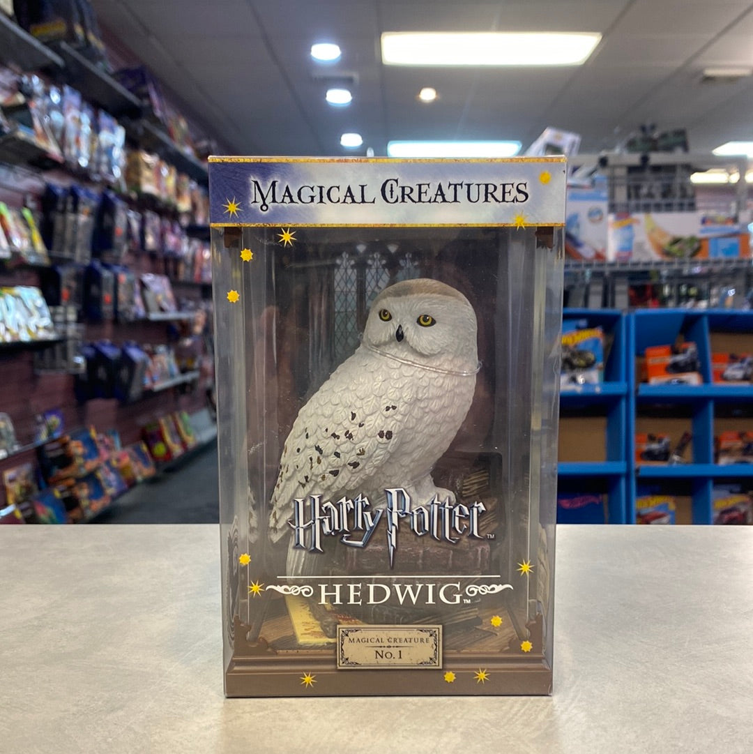 The Noble Collection Harry Potter Magical Creatures: No.1 Hedwig — The ...